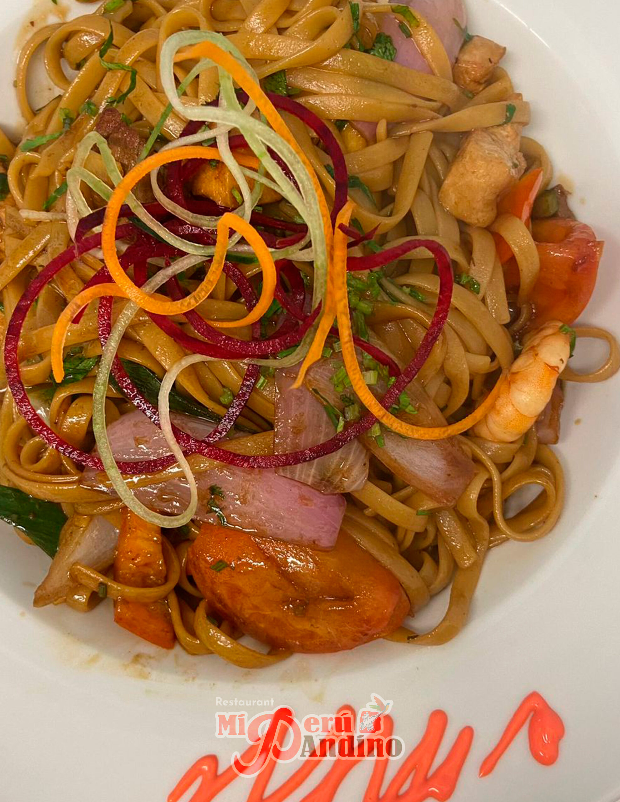 Fetuccini saltado - Mi Peru Andino